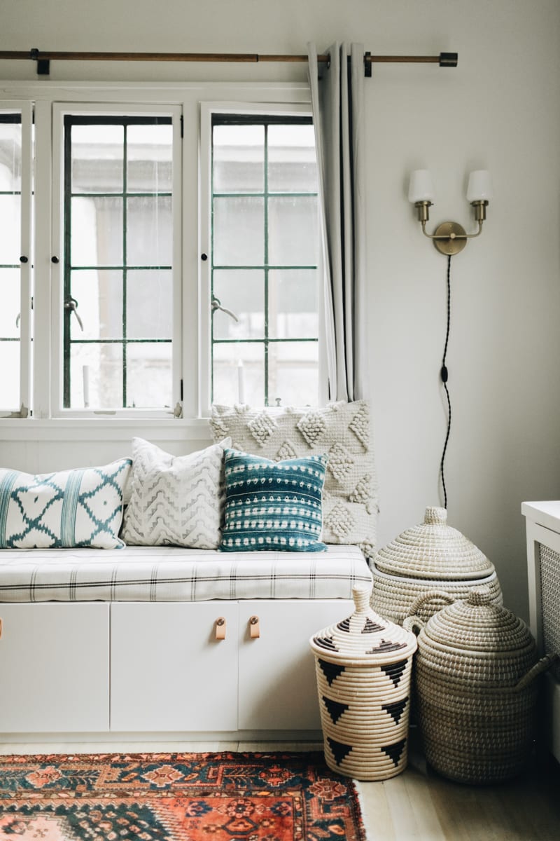 60+ Laundry Benches With Storage