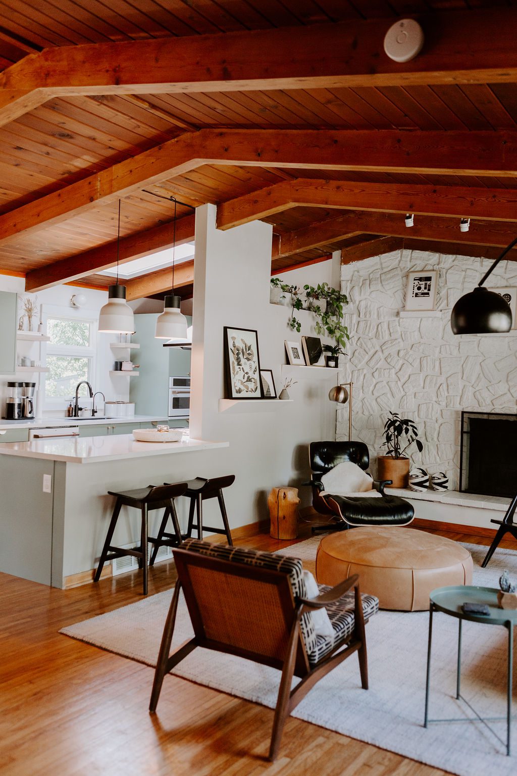 Take a Tour of the Midcentury Modern Home of Your Dreams | Wit ...